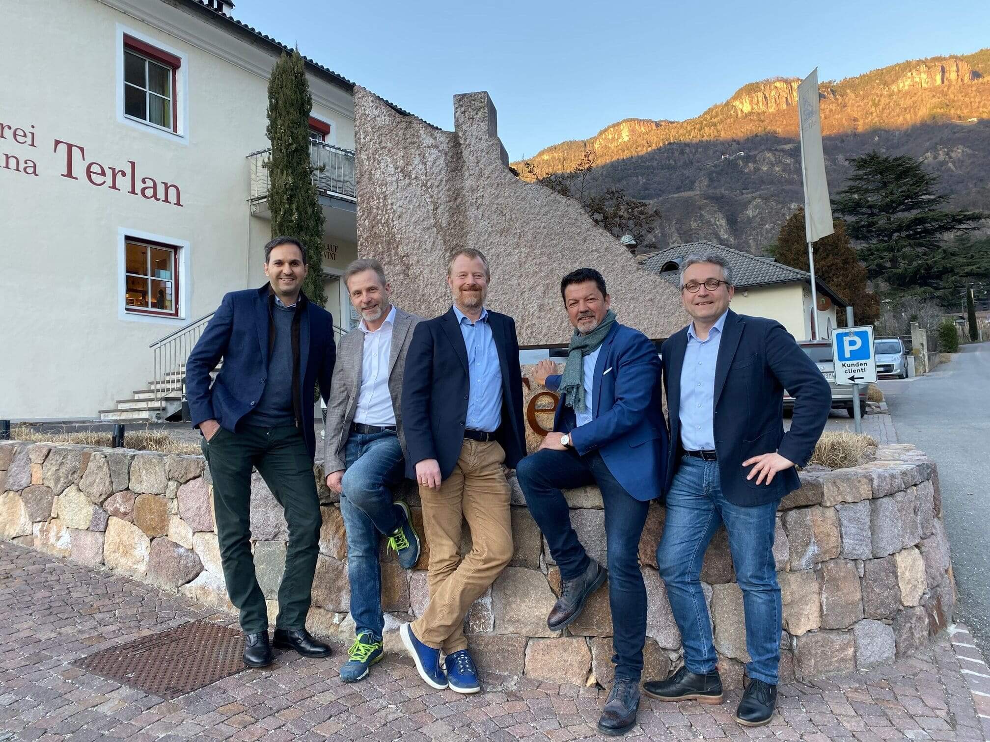 ? Alto Adige Wines - AWINESTORY.COM